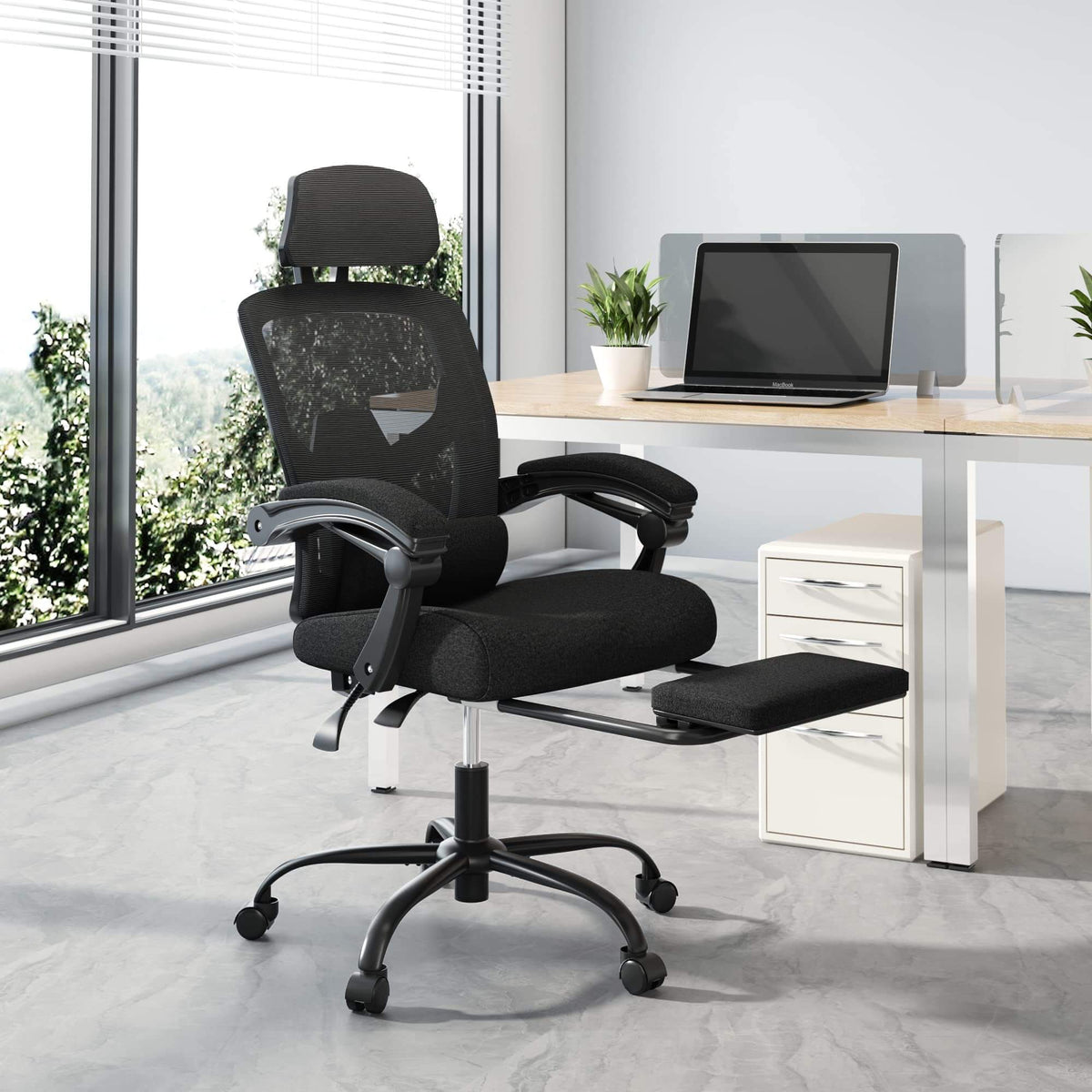 Retractable Footrest Ergonomic Swivel Office Chair with Lumbar Support